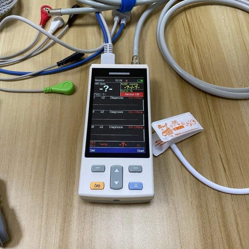 Pet Multi Parameters Handheld Monitor